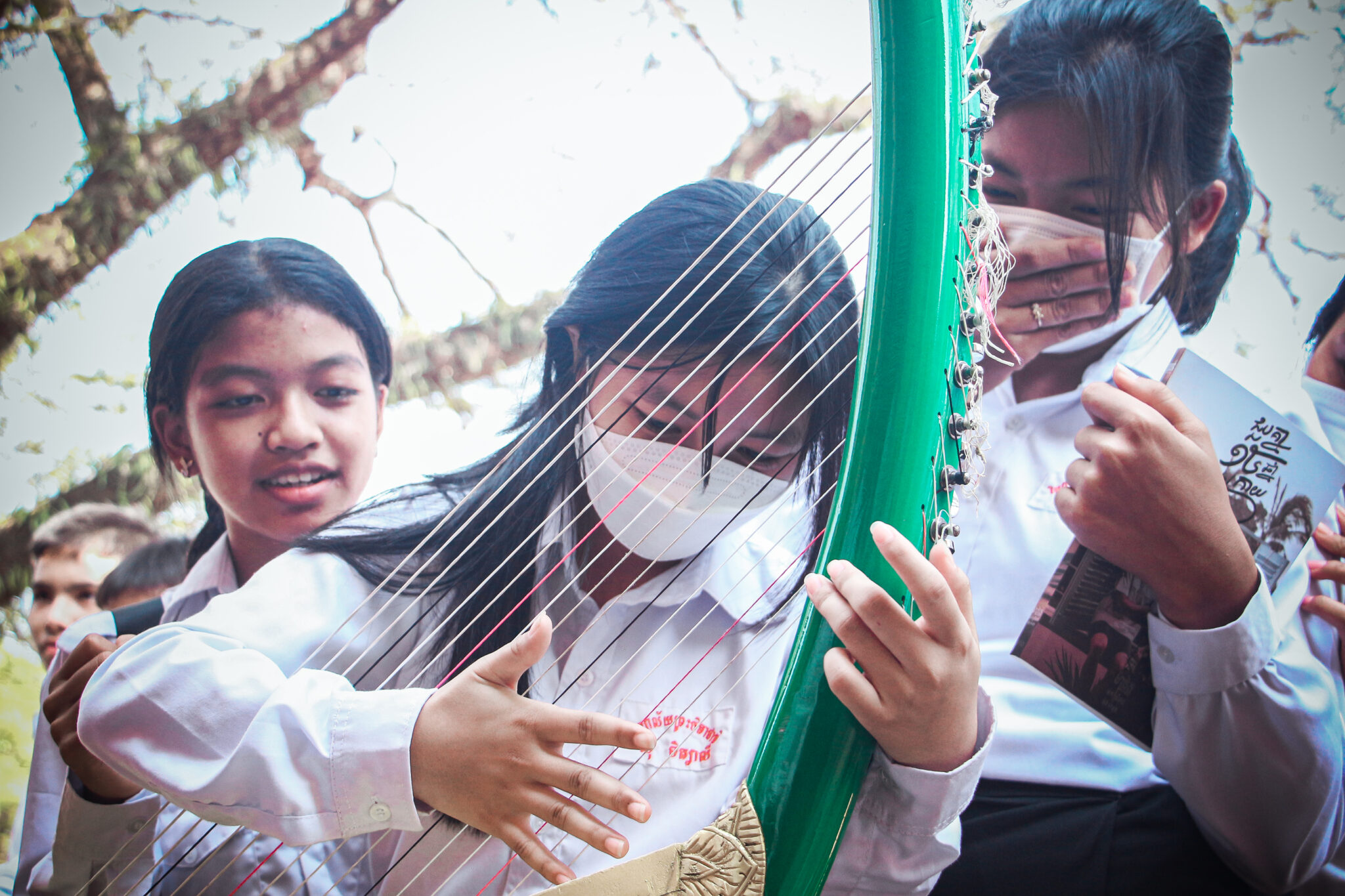 The Khmer Magic Music Bus – Cambodian Living Arts
